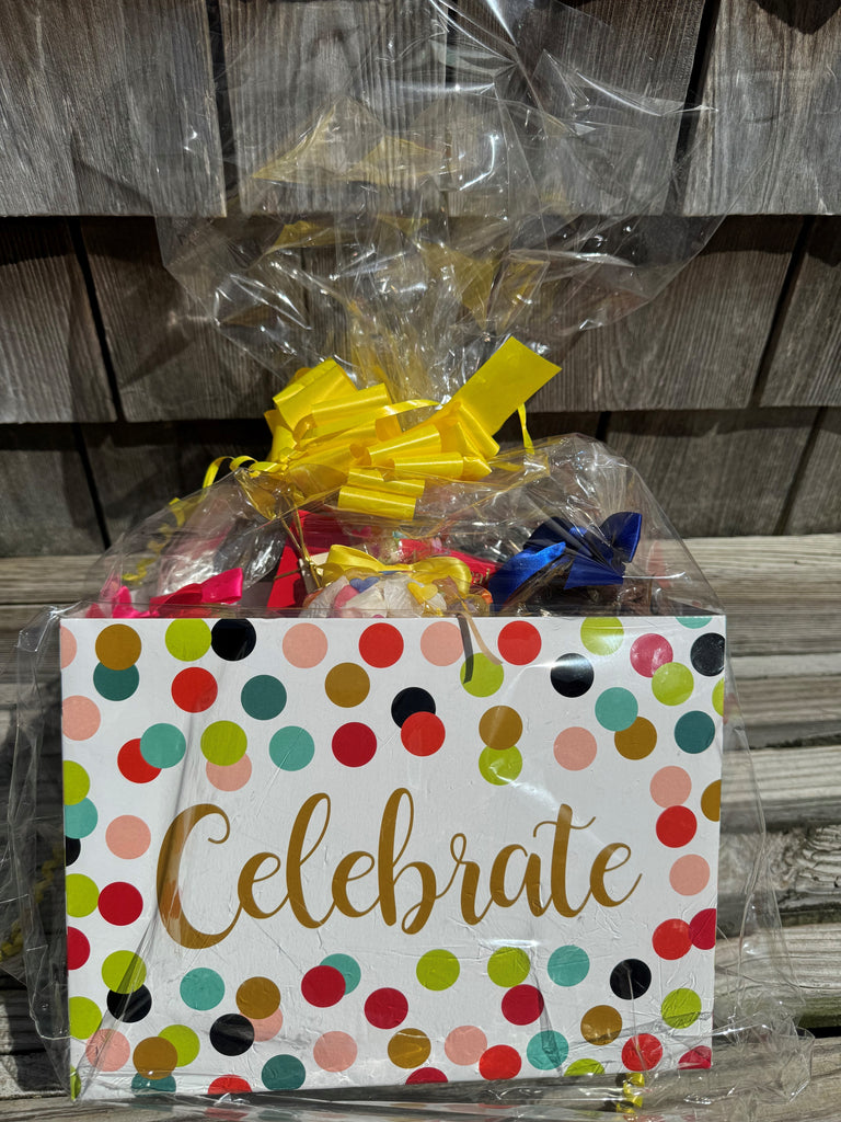 "Celebrate" Large Gift Basket – Aunt Leah's Fudge